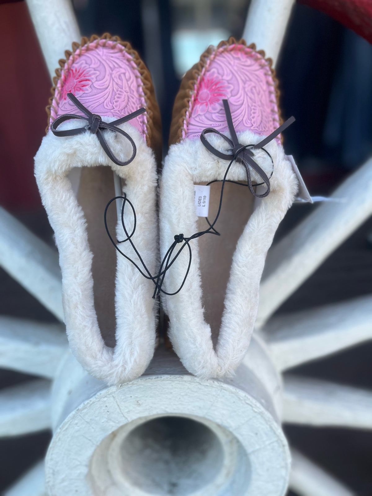 Women's Blazin' Roxx Rose Moccasin Slipper #5736330 | High Country ...